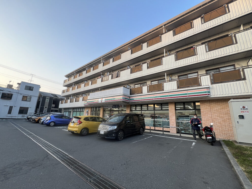 店舗案内 | 有限会社壹貳参